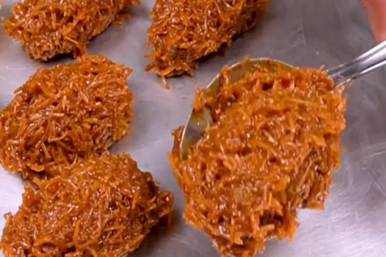 Receita Deliciosa de Cocada Preta Fácil de Fazer - Receittas